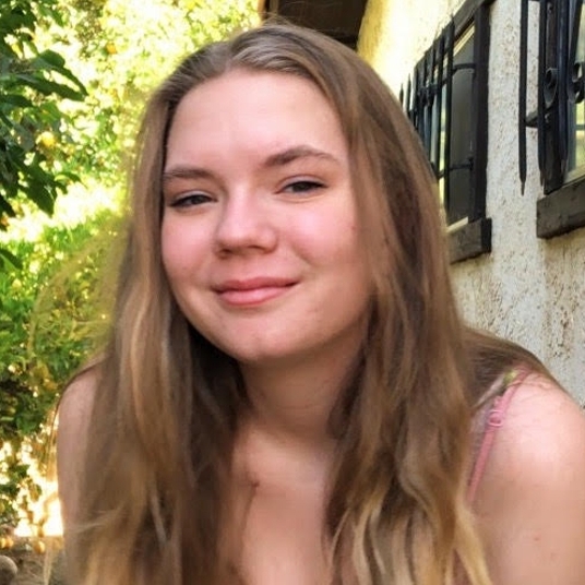 Sophie Ball's Instagram, Twitter & Facebook on IDCrawl